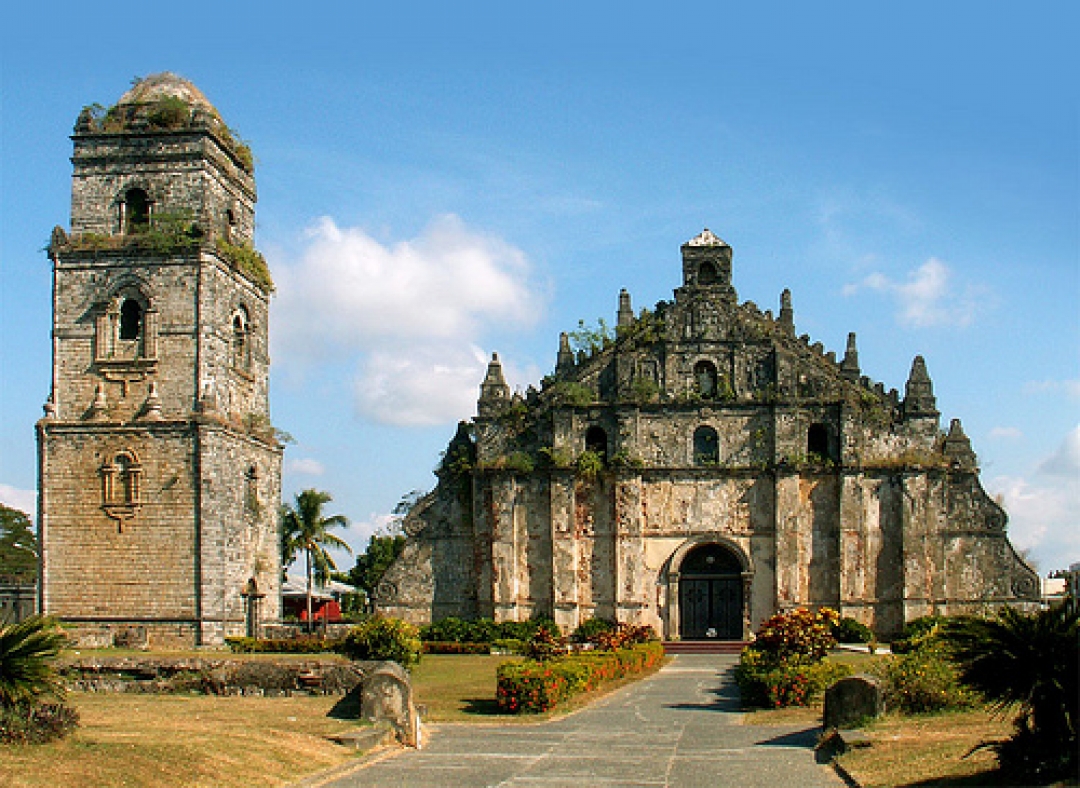 Laoag Travel Guides and Information | Trip To Philippines